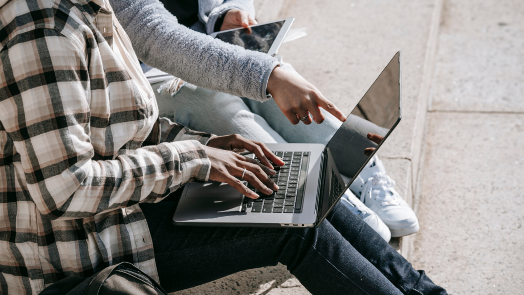 Communiqué de presse : l'alternance, tremplin pour l'égalité des ...